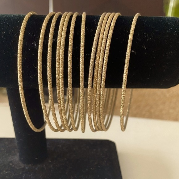 Jewelry | Champagne Gold Glittery Stackable Bangles | Poshmark